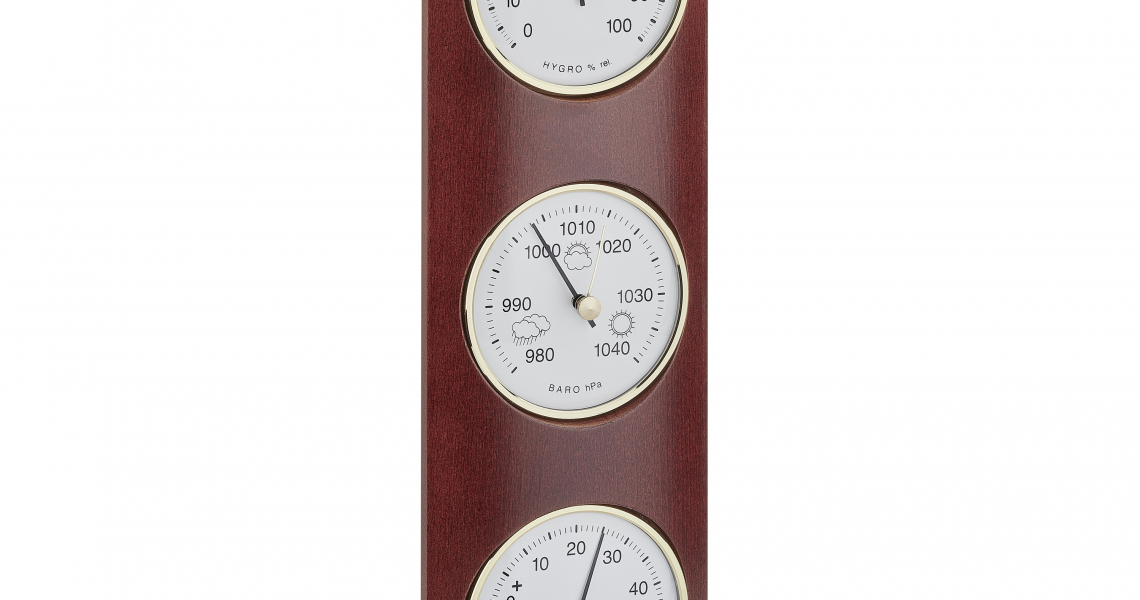 Analogue weather station made of solid wood | TFA Dostmann