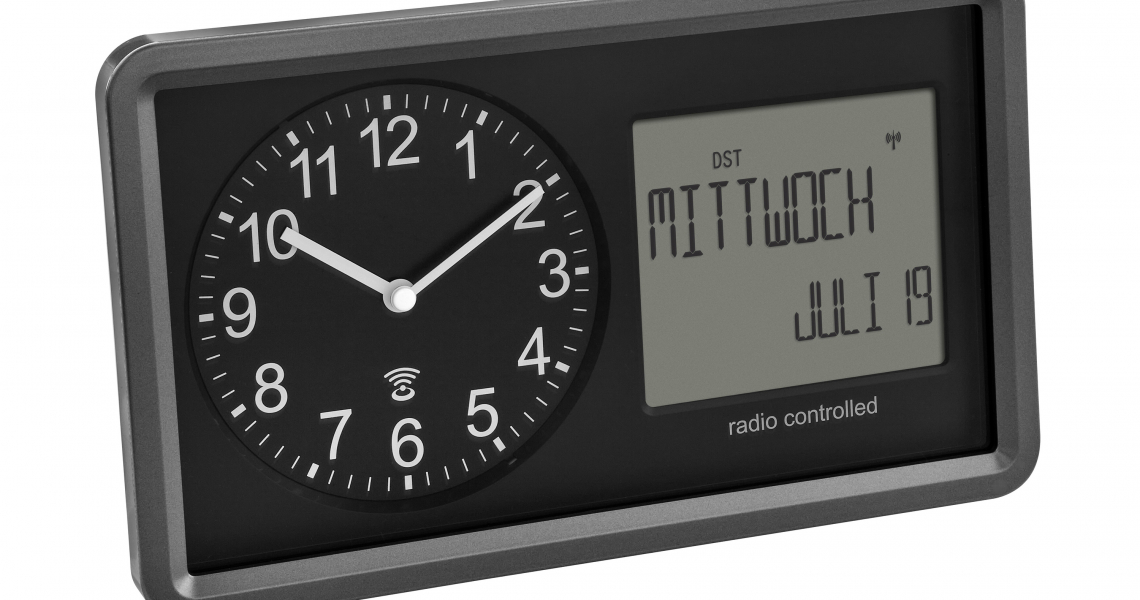 Radio controlled clock with calendar | TFA Dostmann